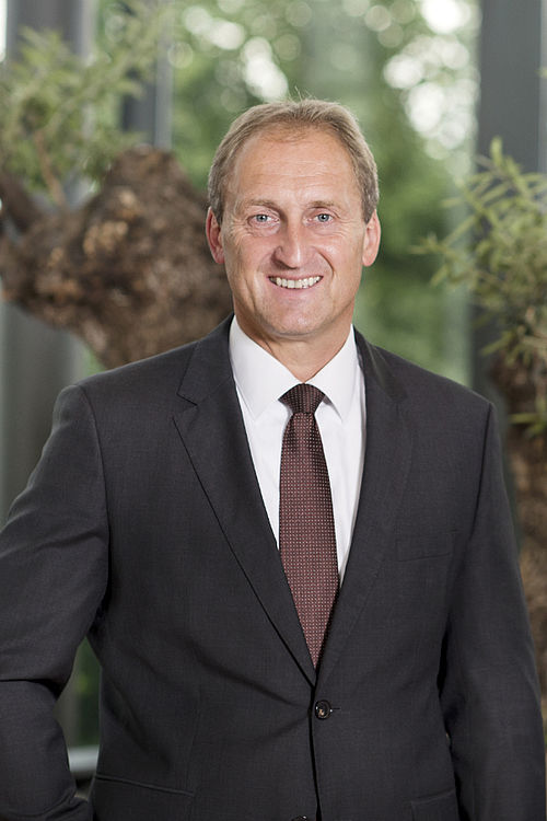 Häcker investiert 20 Mio. Euro: Küchenplaner-Magazin