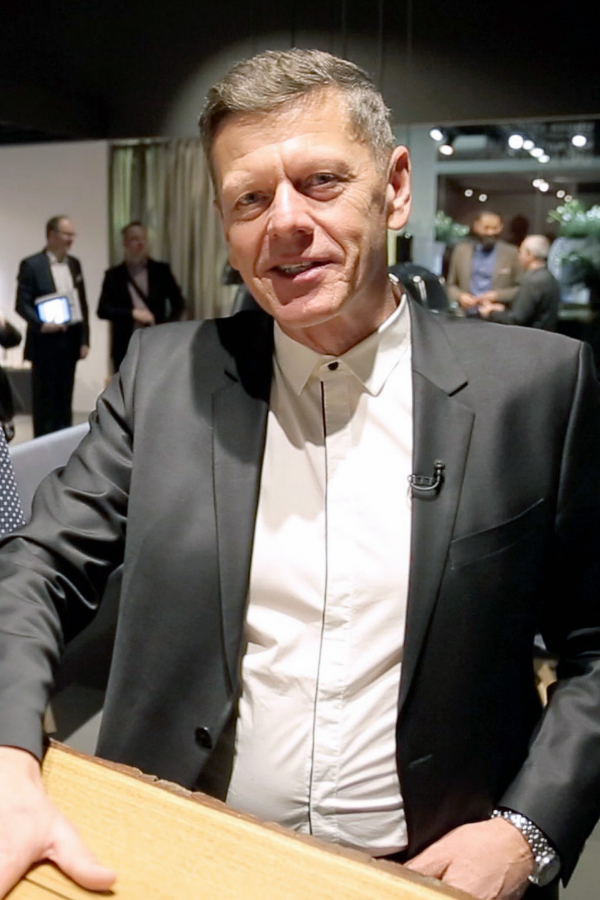 Team 7 will in die Metropolen: Küchenplaner-Magazin